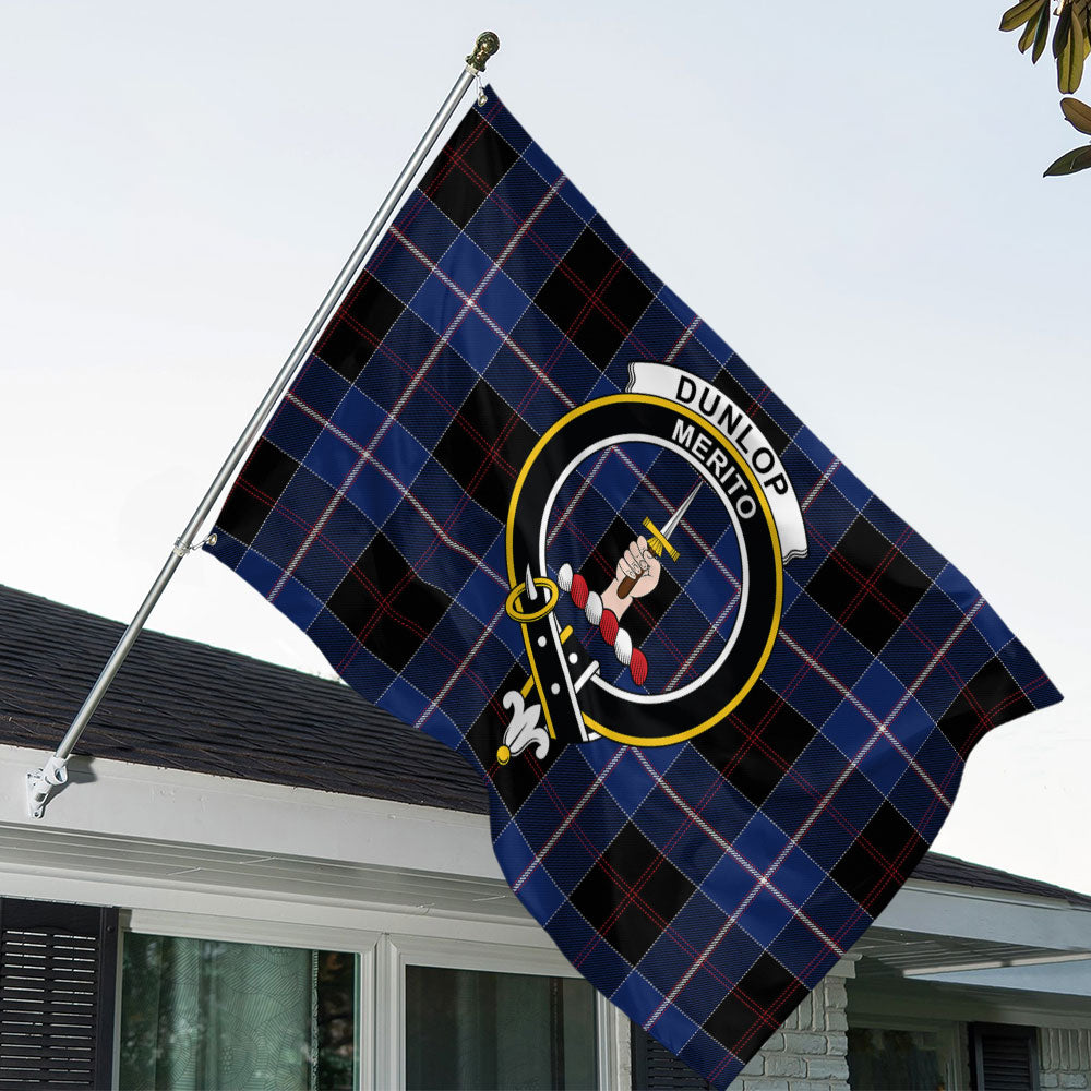 Dunlop Modern Clan Badge Tartan House Flag | Celticprime.com – celticprime