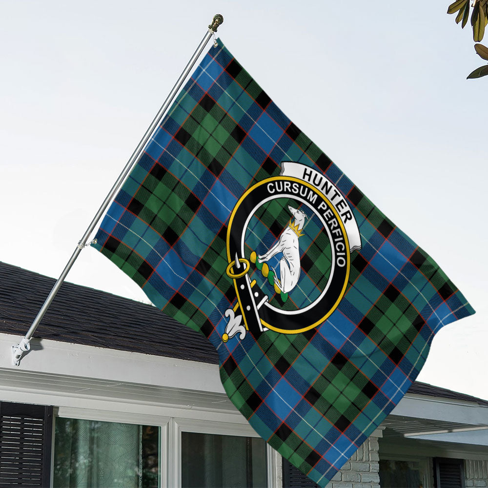 Hunter Ancient Clan Badge Tartan House Flag | Celticprime.com – celticprime