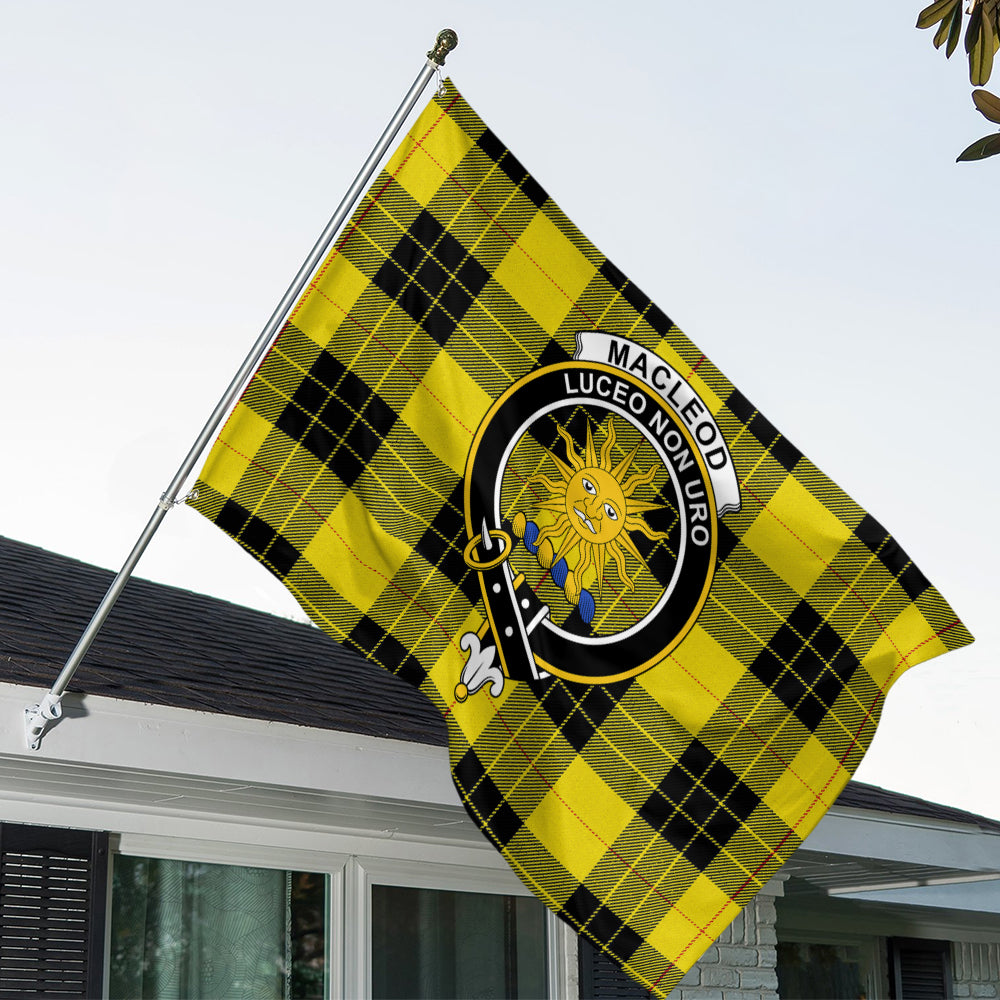 MacLeod of Lewis Modern Clan Badge Tartan House Flag Clan Badge Tartan ...