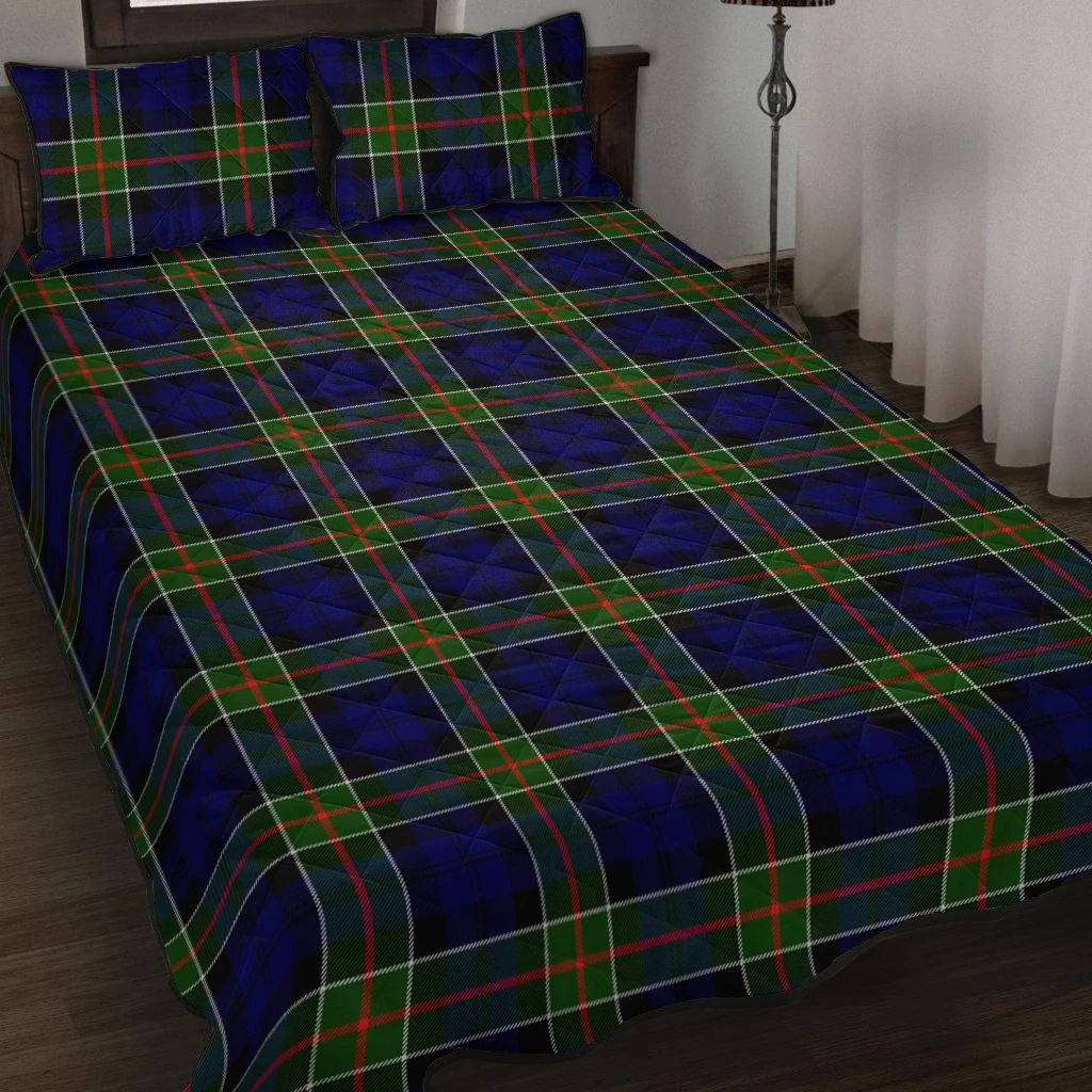 Colquhoun Modern Tartan Classic Quilt Bed Set | Celticprime.com ...