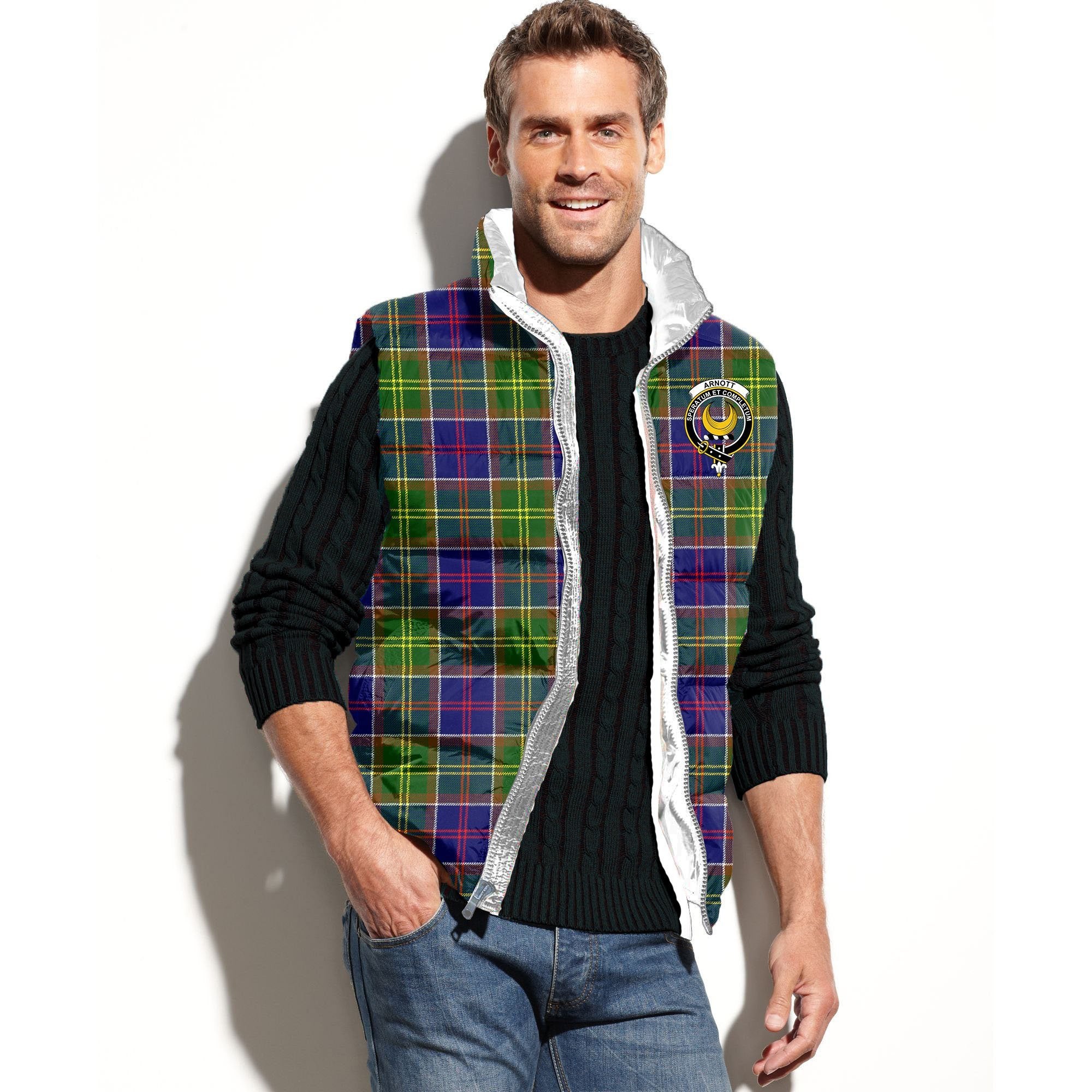 Arnott Tartan Classic Crest Puffer Vest For Men and Women | Celticprime ...