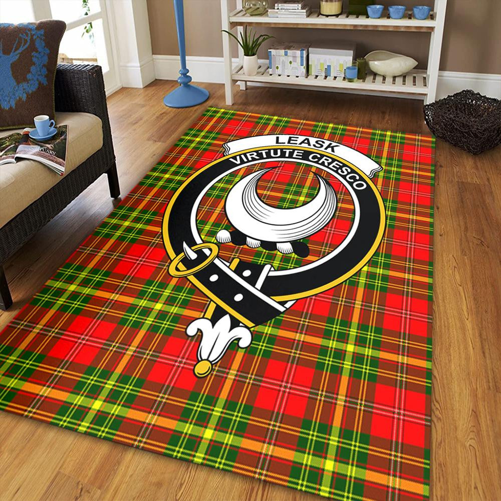 Leask Tartan Crest Area Rug | Celticprime.com – celticprime