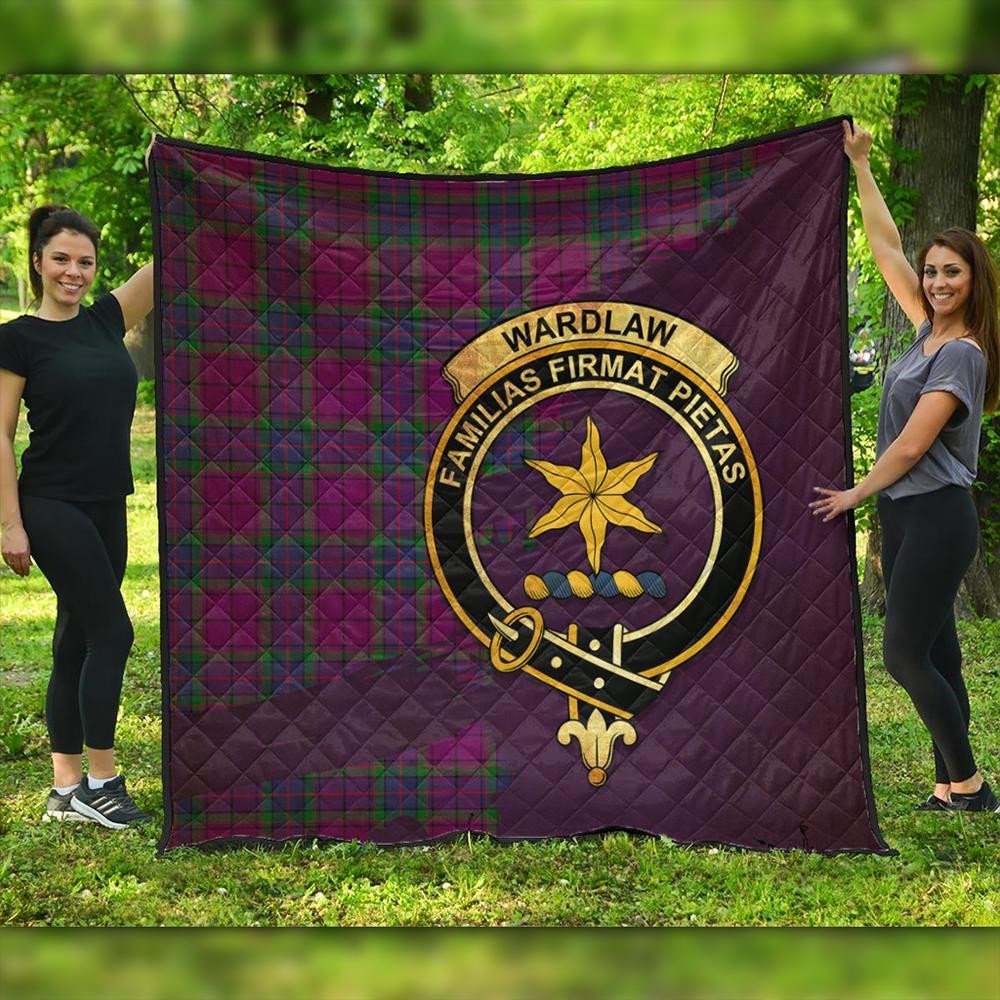 Wardlaw Modern Crest Premium Quilt Oldest Style | Celticprime.com ...