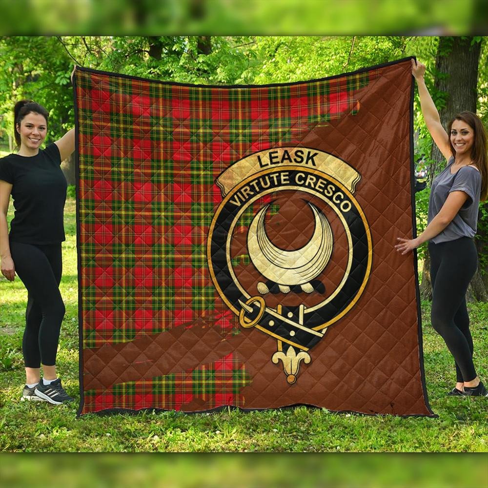 Leask Crest Premium Quilt Oldest Style | Celticprime.com – celticprime