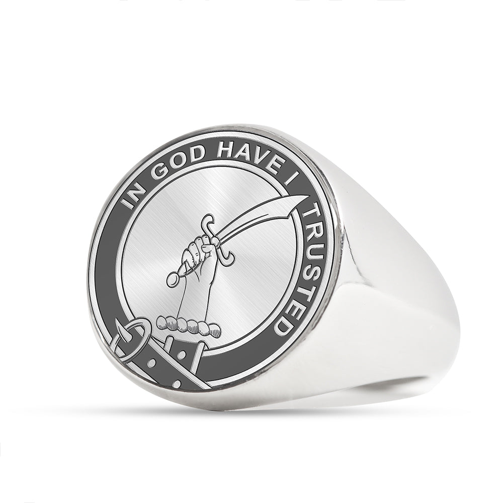 Clark Clan Badge Engraved Signet Ring | Celticprime.com – celticprime
