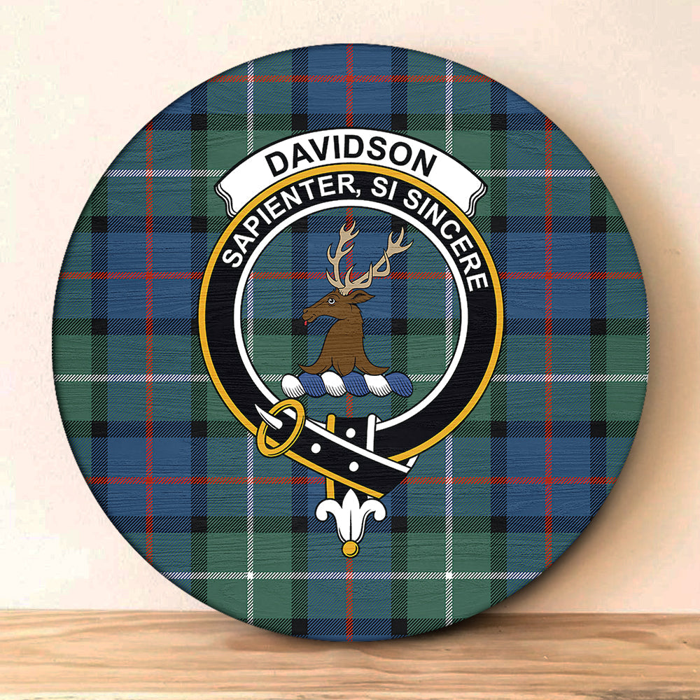 Davidson of Tulloch Tartan Classic Crest Round Wooden Sign ...