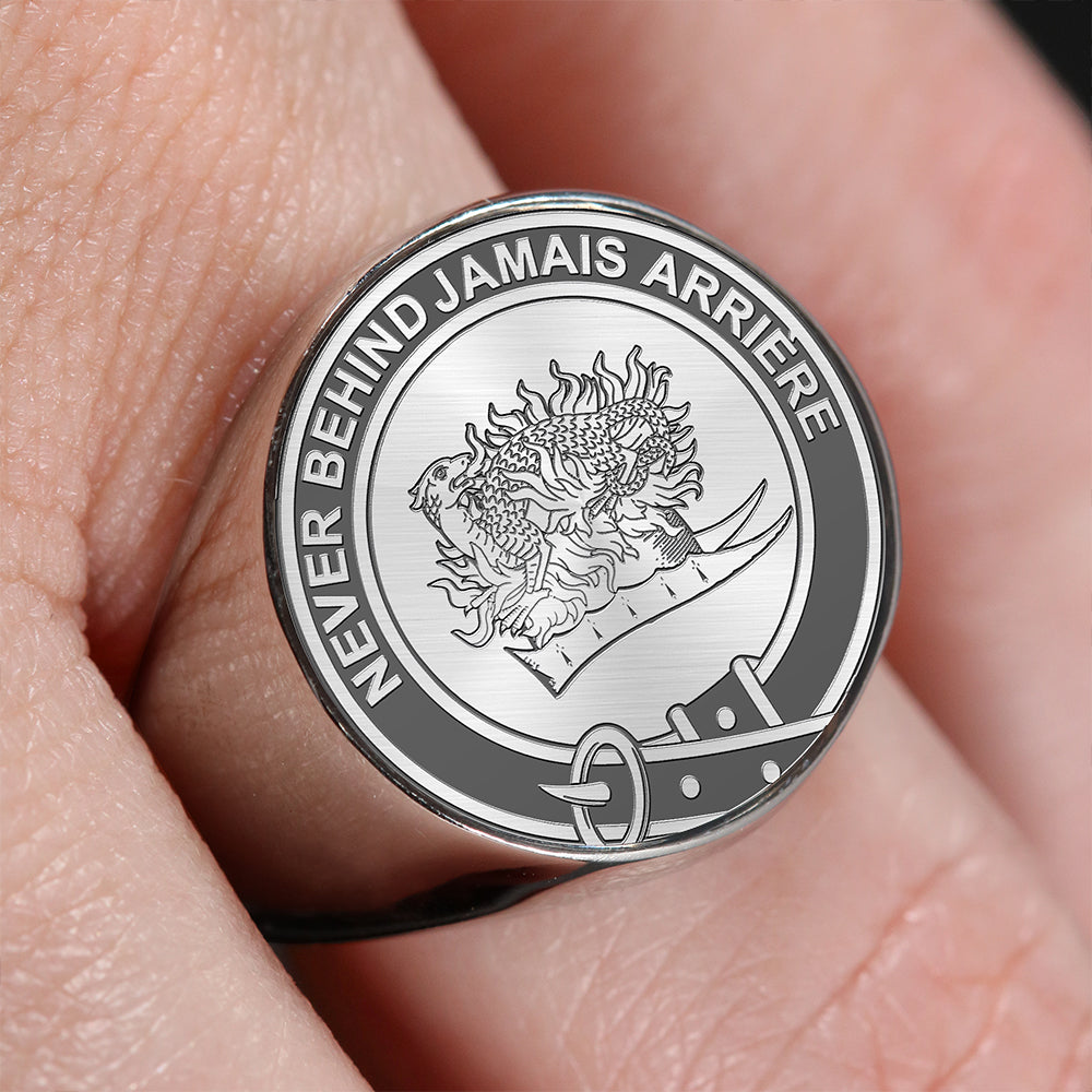 Douglas Clan Badge Engraved Signet Ring | Celticprime.com – celticprime
