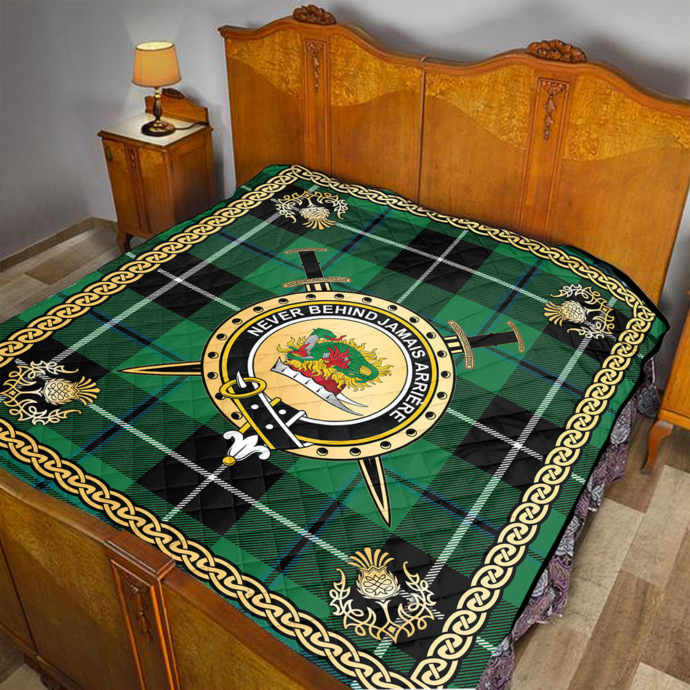 Douglas Ancient Clan Badge Tartan Premium Quilt Celtic Shield | Celticprime.com – celticprime