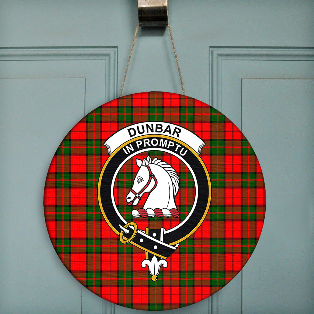 Dunbar Modern Tartan Classic Crest Round Wooden Sign | Celticprime.com ...