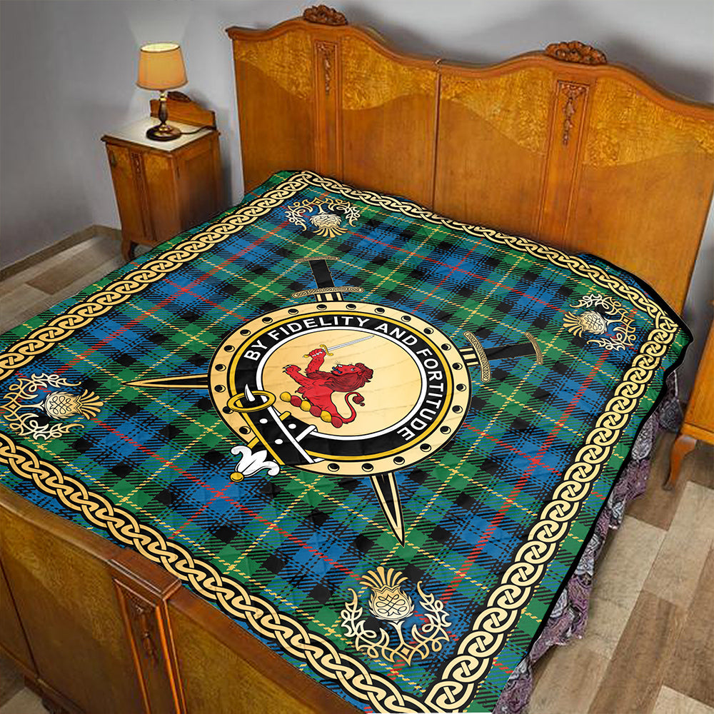 Farquharson Ancient Clan Badge Tartan Premium Quilt Celtic Shield | Celticprime.com – celticprime
