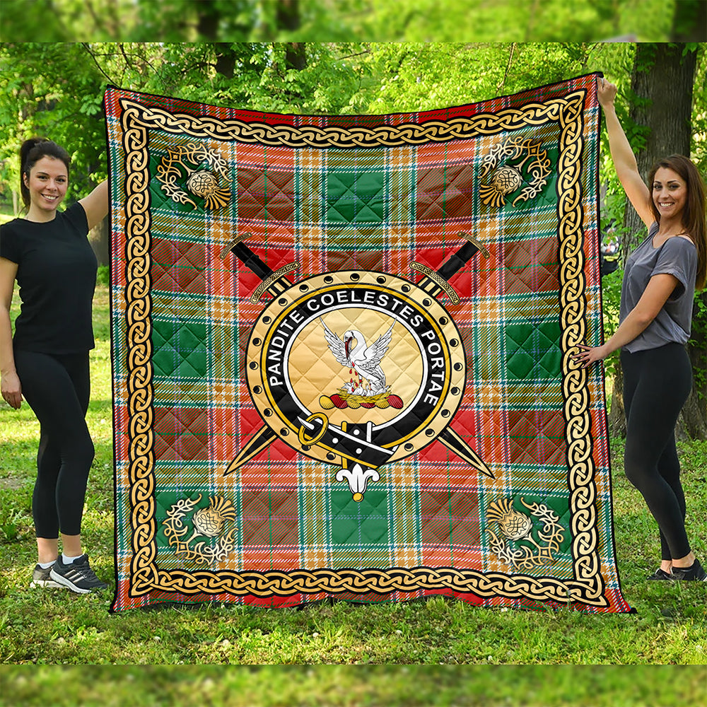 Gibson (Gibbs) Ancient Clan Badge Tartan Premium Quilt Celtic Shield | Celticprime.com – celticprime