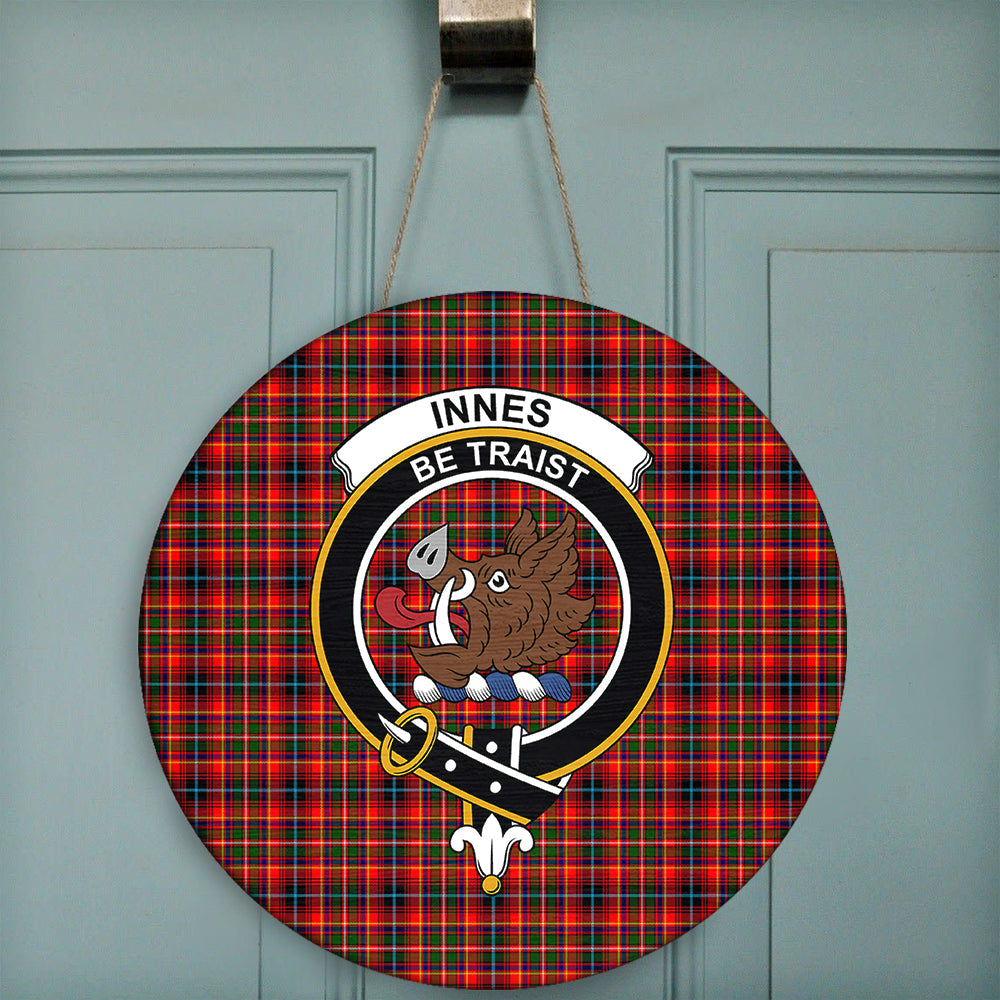 Innes Modern Tartan Classic Crest Round Wooden Sign | Celticprime.com ...