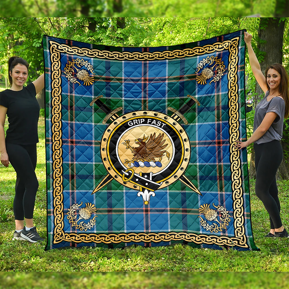Leslie of the Hebrides Ancient Clan Badge Tartan Premium Quilt Celtic ...
