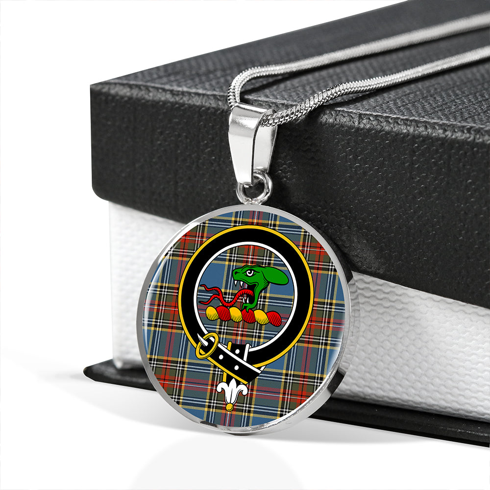 MacBeth # 2 Ancient Clan Badge Tartan Classic Circle Necklace ...