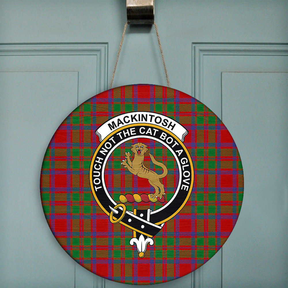 MacKintosh Modern Tartan Classic Crest Round Wooden Sign | Celticprime ...