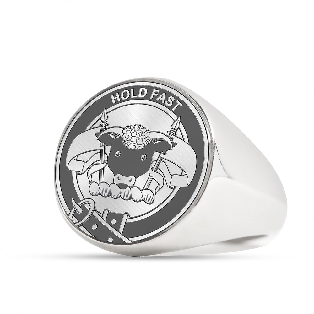 MacLeod 1 Clan Badge Engraved Signet Ring | Celticprime.com – celticprime